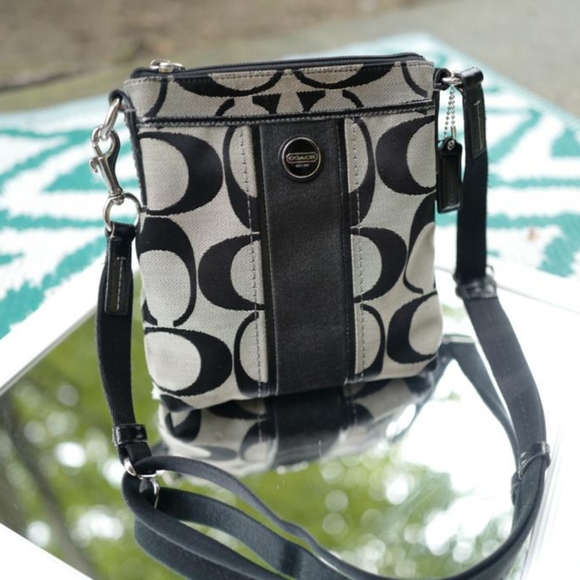 Coach | Bags | Coach Sutton Signature Crossbody Swing Pack | Poshmark